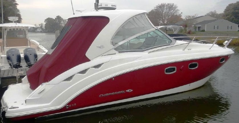 Chaparral® 310-Signature, 2013: Hard-Top White-Stamoid-Front-Connector ...